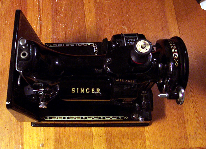 Singer 221K